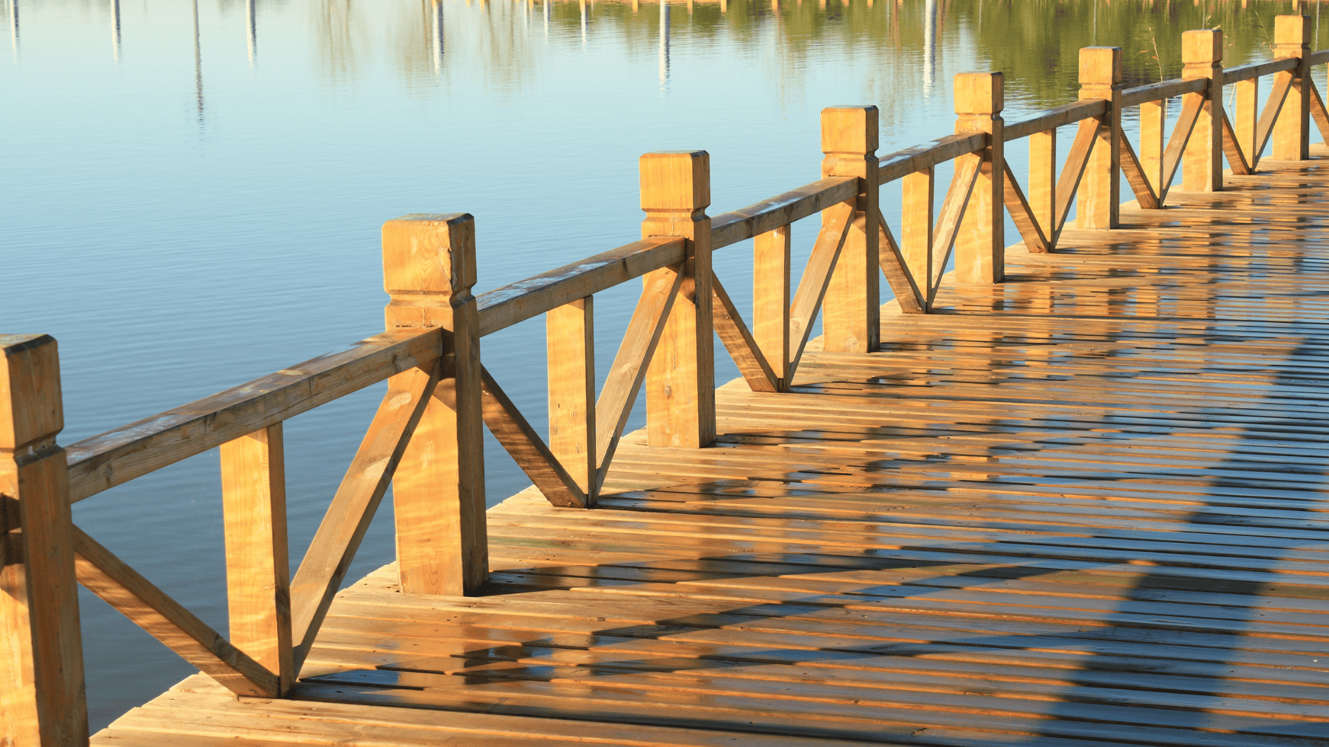 Best Professional Deck Staining On Cape Cod | That 1 Painter